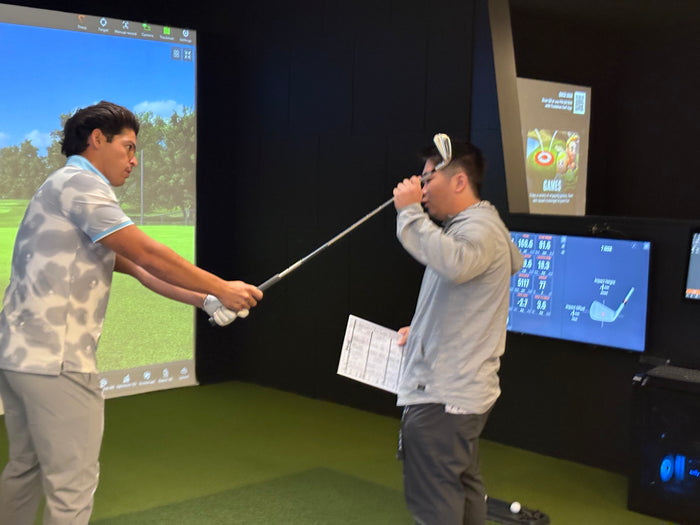 Golf Lessons in Honolulu. Golf lessons at Clubhouse Hawaii, sim Golf | Clubhouse Hawaii